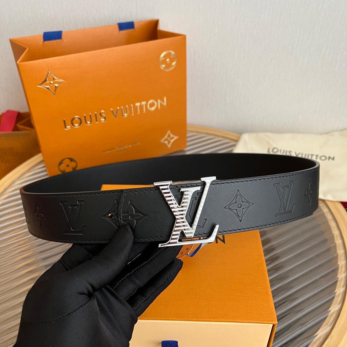 VL Belt AT18551 – End One