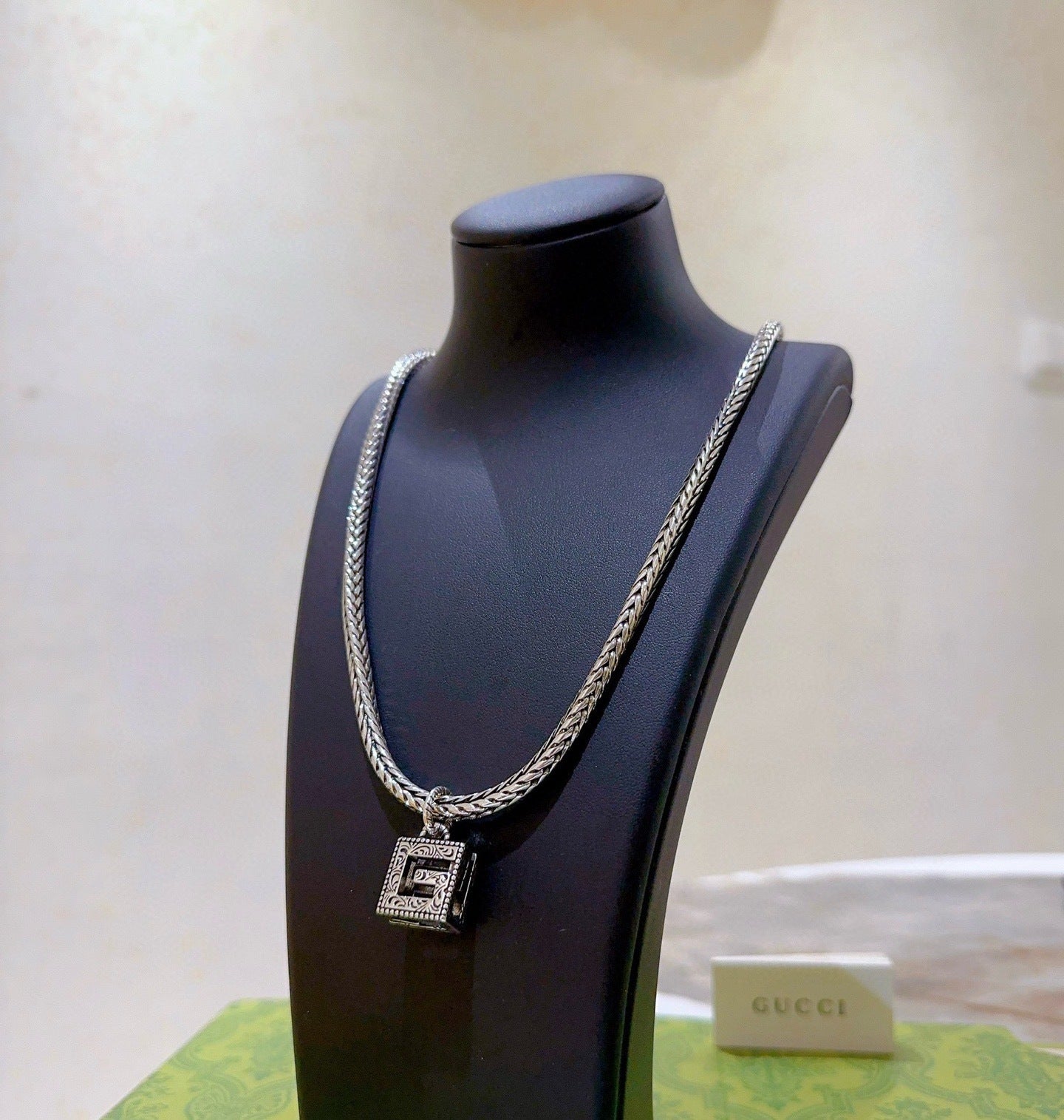 GUC Necklace AT23131 – End One