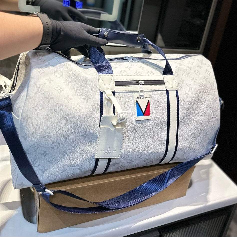 VL Duffle Bag AT20594 – End One