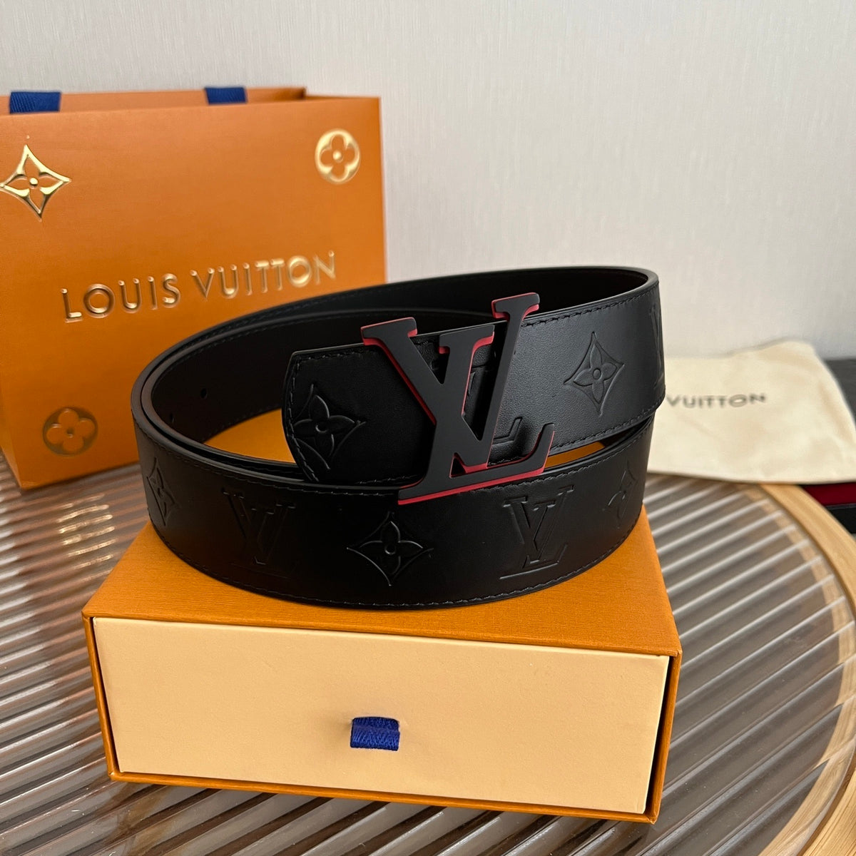 VL Belt AT18552 – End One